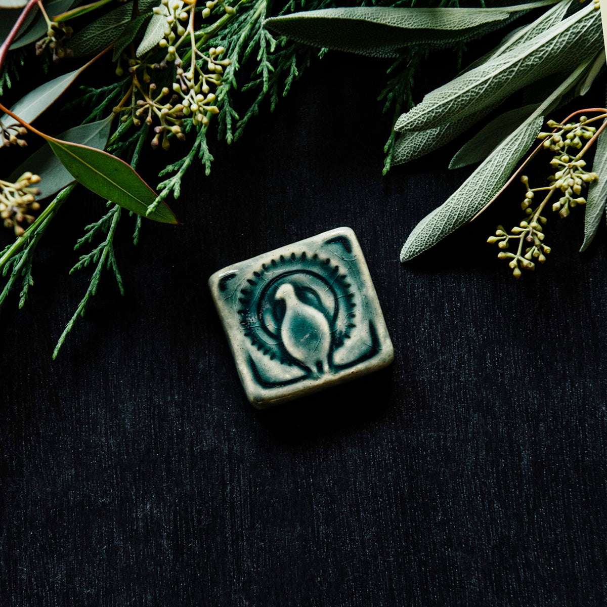 2x2 Peacock Tile – Pewabic Pottery