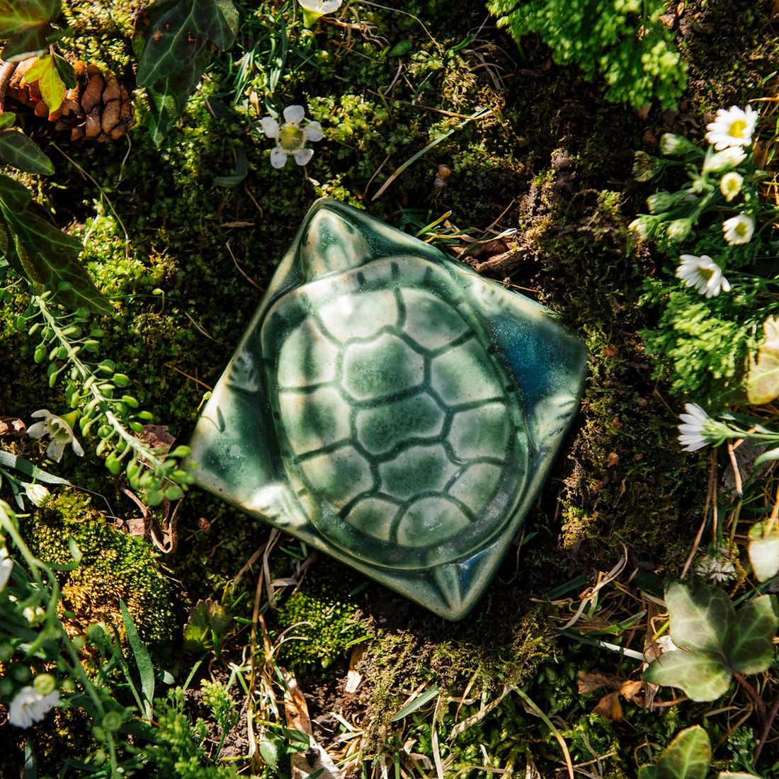 Turtle Paperweight – Pewabic Pottery