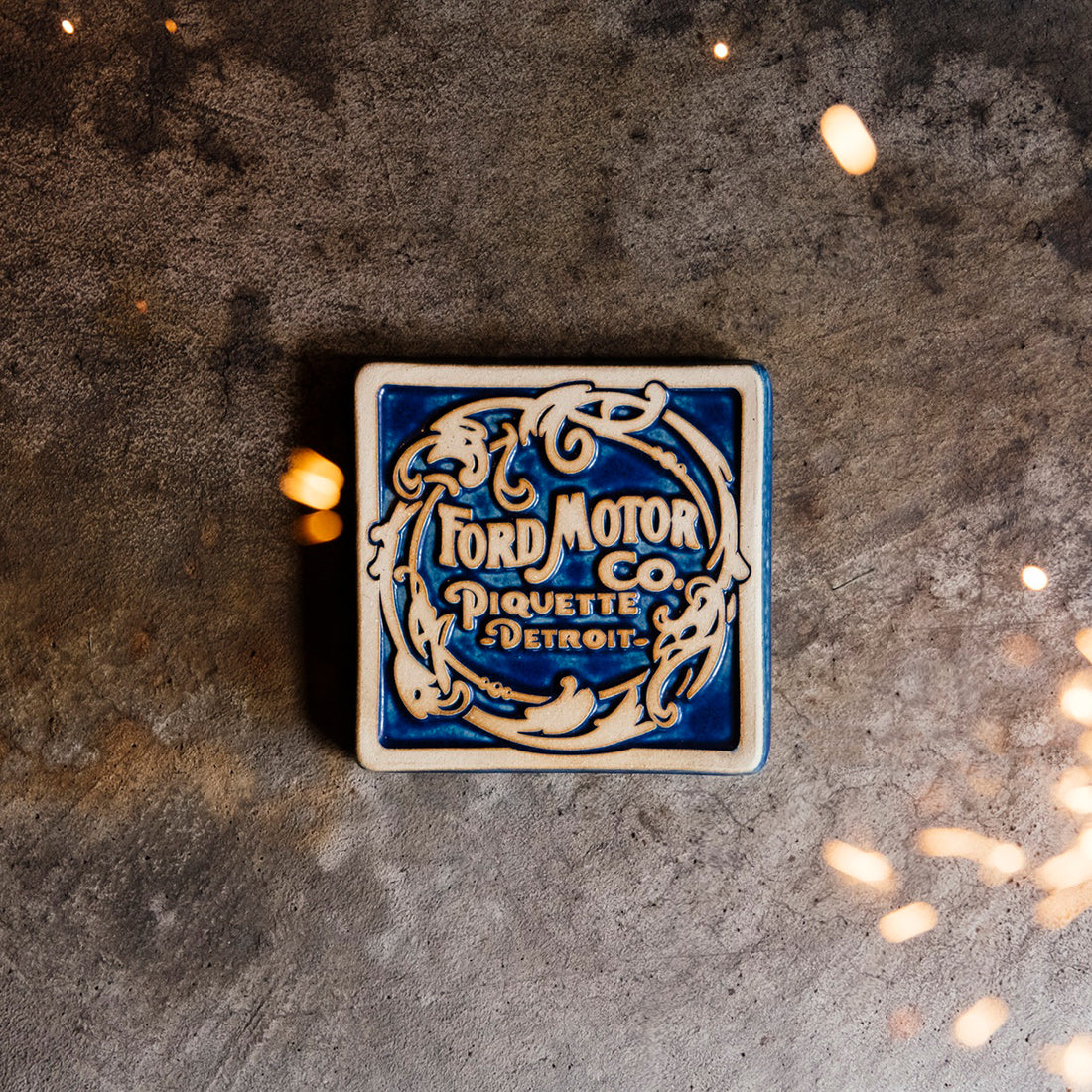 Ford Piquette Tile, Two-Tone – Pewabic Pottery