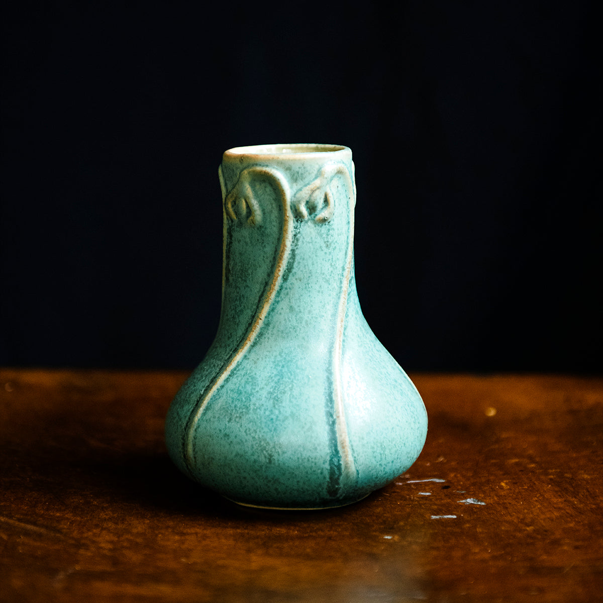 Snowdrop Vase – Pewabic Pottery